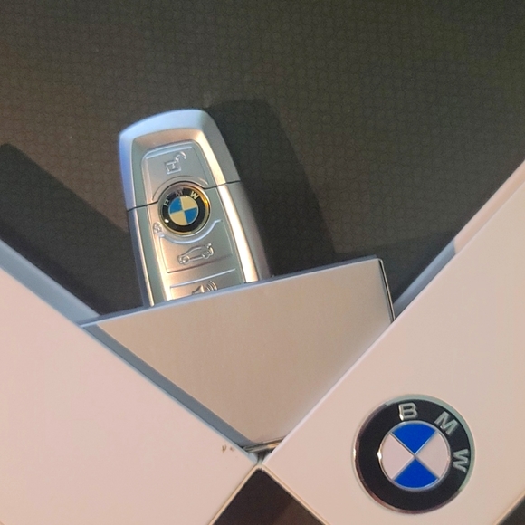 BMW | Accessories | Bmw Usb Flash Drive 2gb | Poshmark